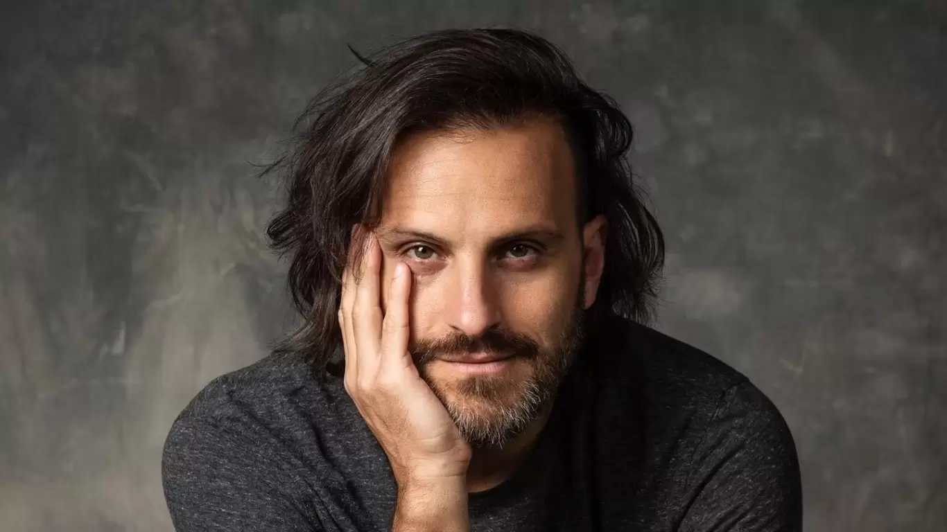 Emiliano Hasan, el actor argentino en Emilia Perez, habló con Gabriel ...