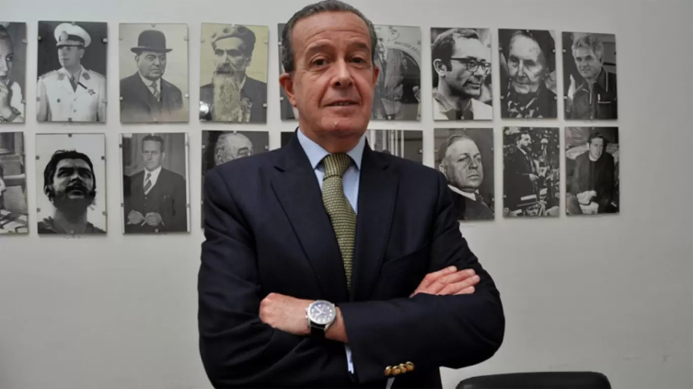 Alejandro Olmos Gaona: "Milei hará todo lo que le pida el fondo ...