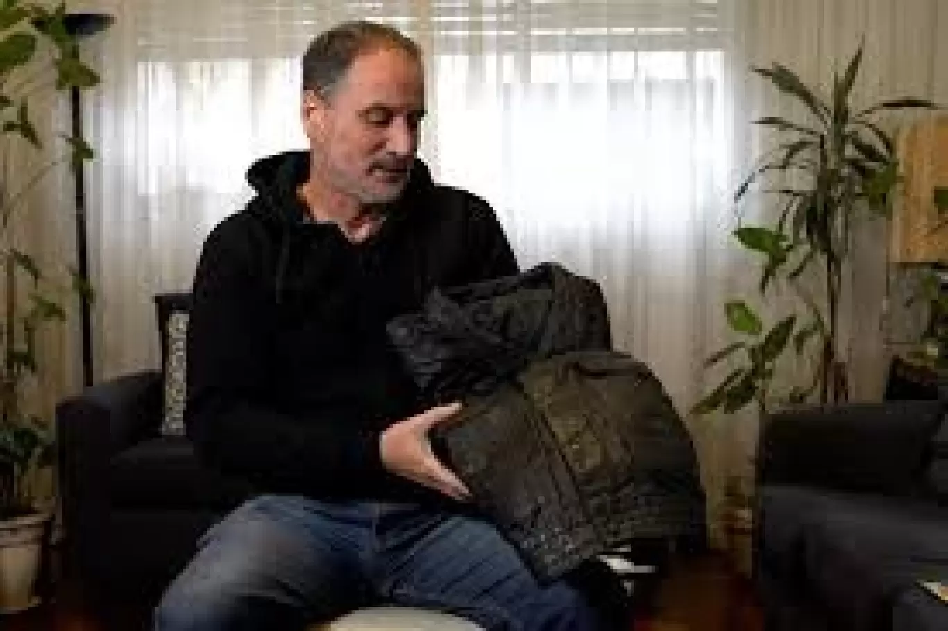 Adrián Furman: "Pasé de ser un sobreviviente a buscar a mi hermano ...