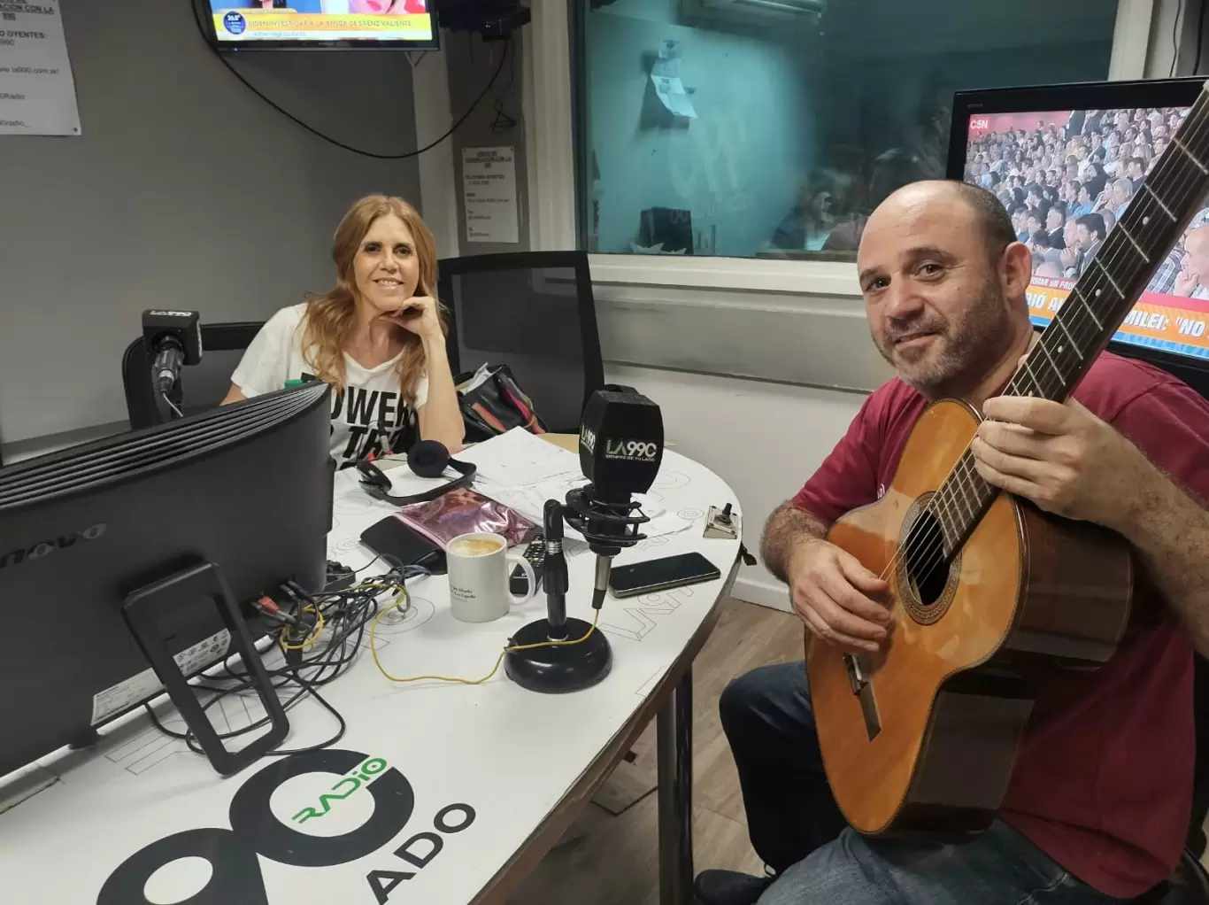 Irina Hauser: "Pese al periodismo, nunca quise dejar de lado la música ...