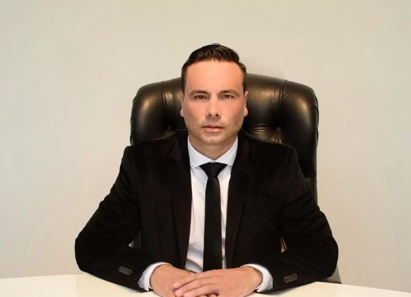 Christian D'Alessandro: "Si bien falta definir la letra chica, es una ...