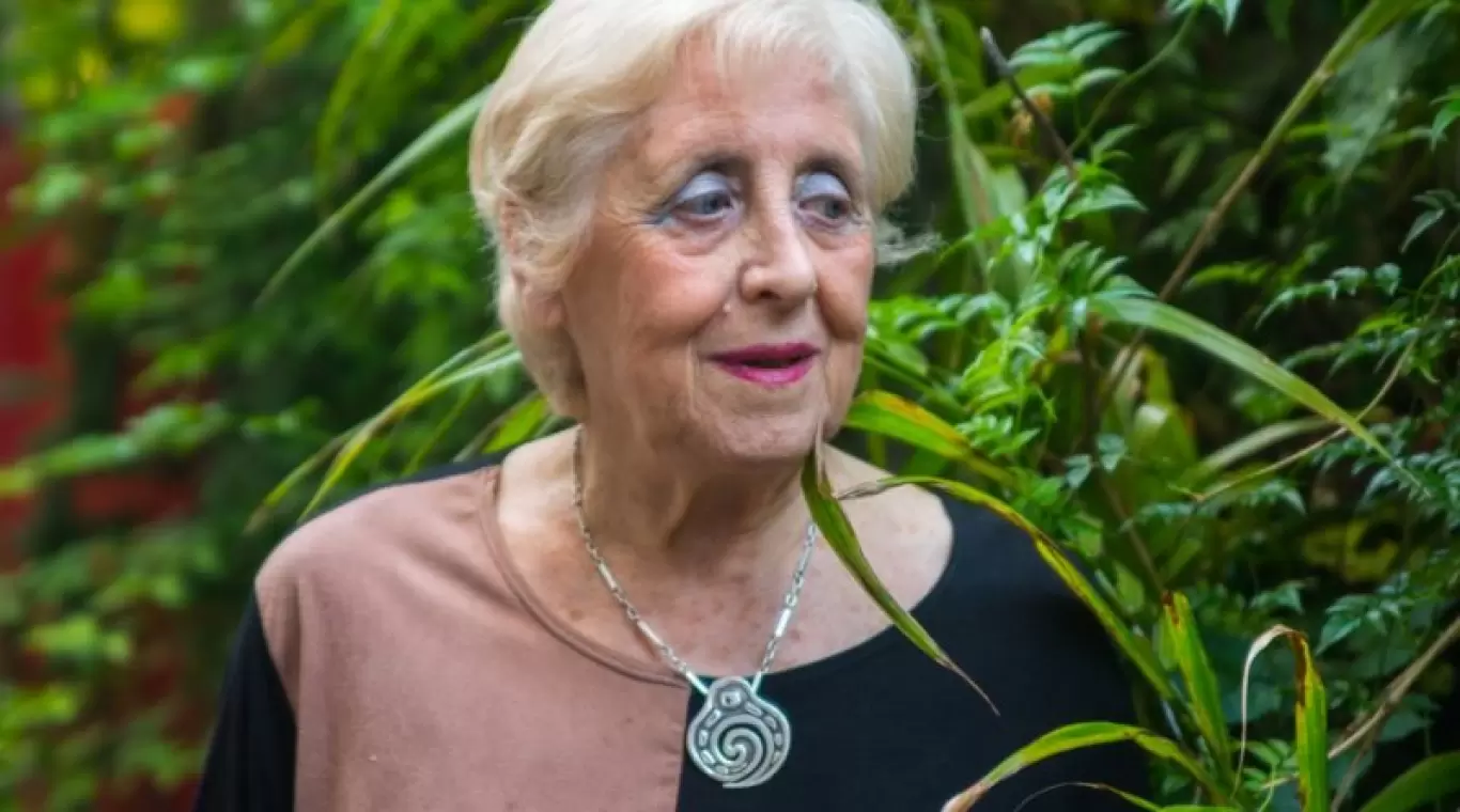 Entrevista a Stella Calloni - Splendid AM 990