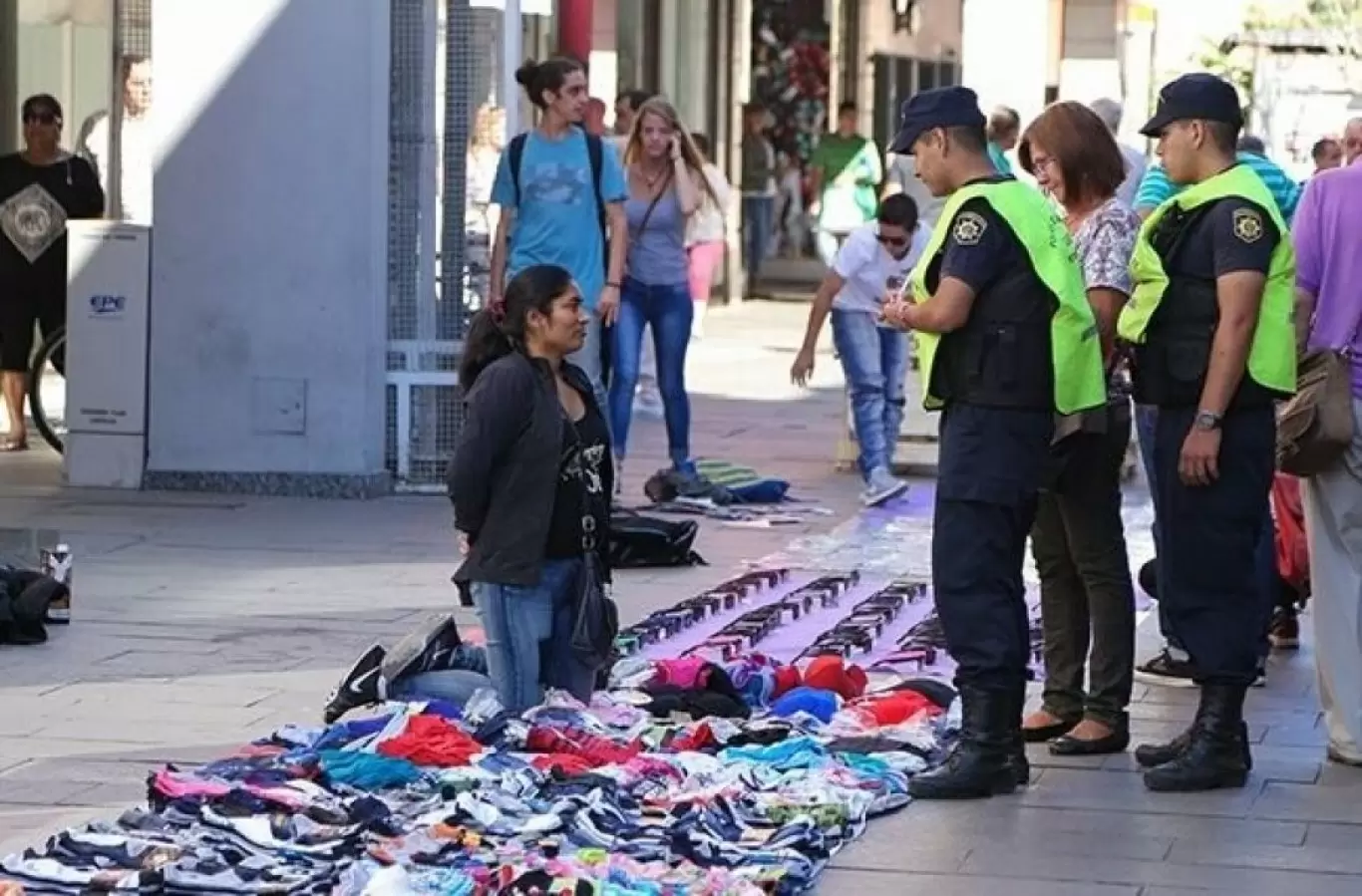 Omar Guaraz: “Para los 800 vendedores que están ahí es la única fuente ...